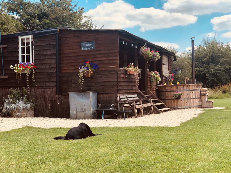 Rectory Farm Hideaway - Huts for Rent in Oxfordshire, England, United ...