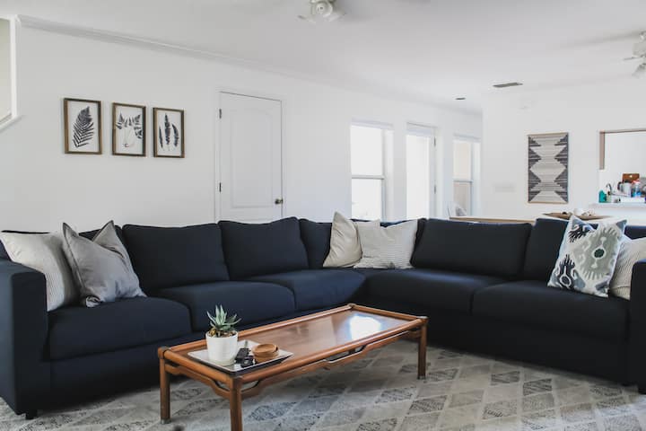 Walk To Beach! Stylish, Spacious & Private! - St. Augustine Beach, FL