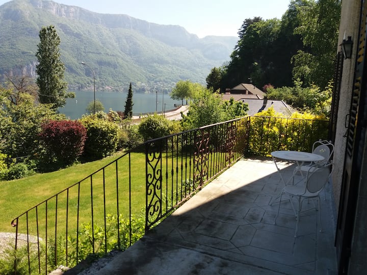 T3 Bord Du Lac D'annecy, Jardin, Vue Sur Le Lac. - Annecy