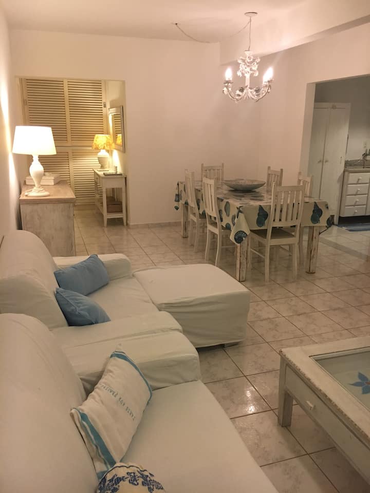 Amplo Apto Com Encanto,  Garagem, Elevador E Wifi - Ubatuba