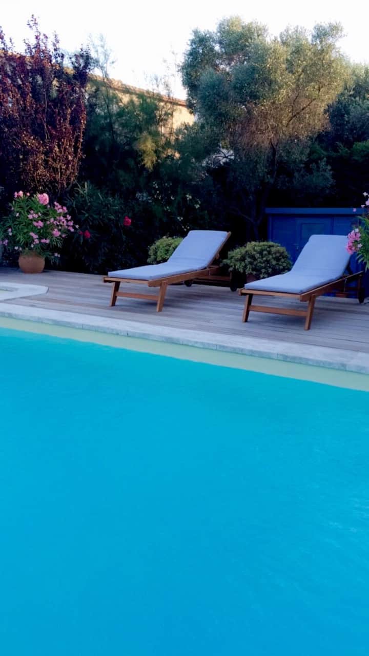 Proche Mer, Belle Villa Et Sa Piscine Privée - Sausset-les-Pins