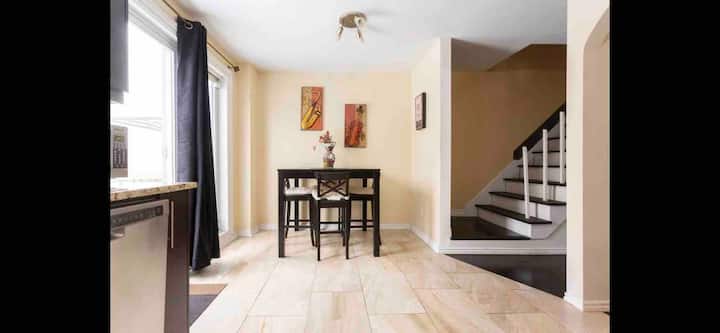 New - Private Bedroom (31+nuits) - Saint-Lambert