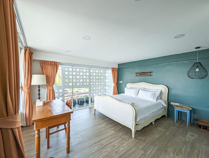 Boutique Bedroom With Rooftop & Yoga Space (Br5) - Phuket