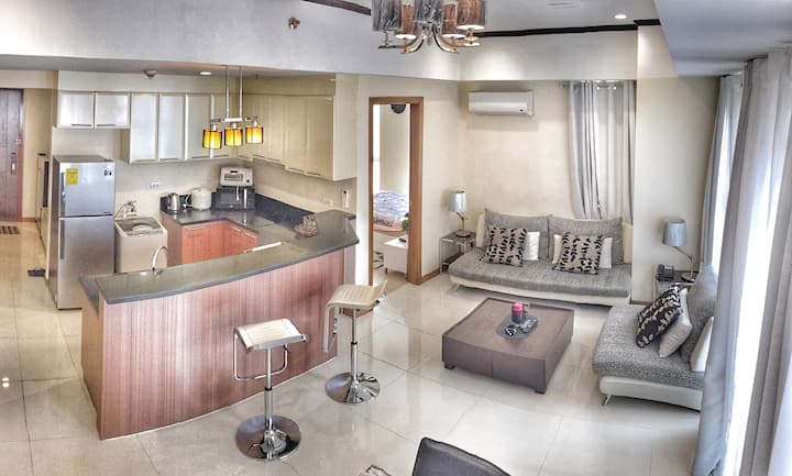 1br @ Venice Residences + Balcony Wifi - Taguig