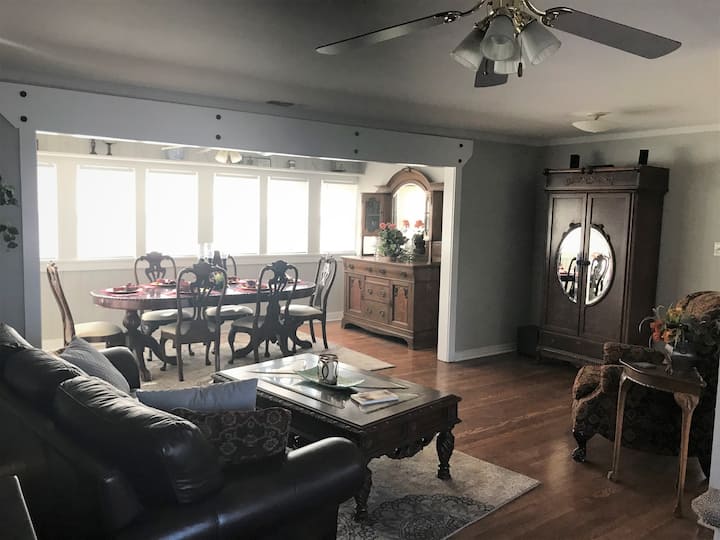 Quaint Cottage Style House, Centrally Located! - Amarillo, TX