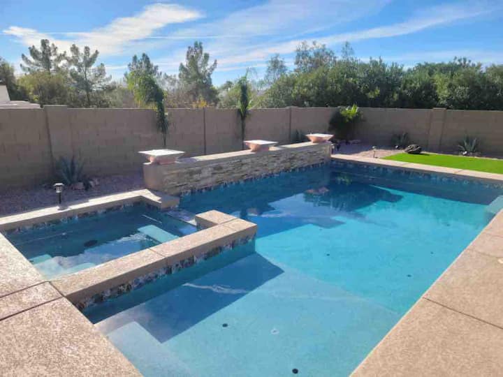 Backyard Oasis!
Quiet, Private,
Heated Pool & Spa - Fountain Hills, AZ