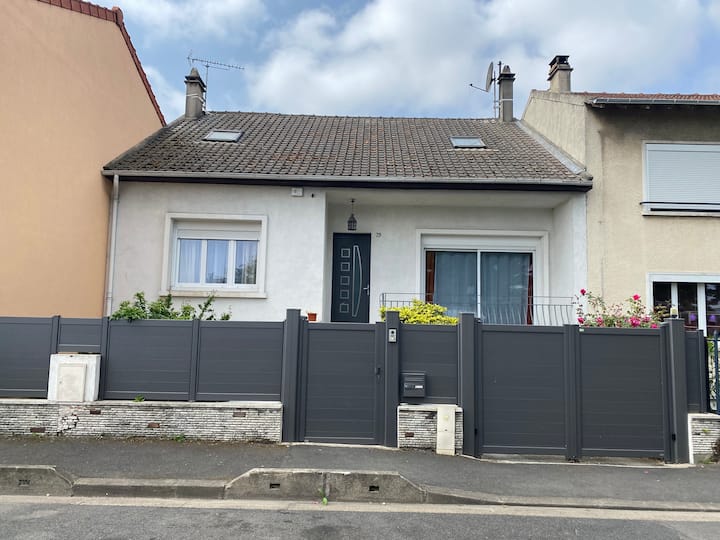 Charmante Maison De 150m² Avec Jardin - Alfortville