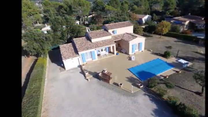 Chambre D'hôtes "La Maryrayna" - Salernes