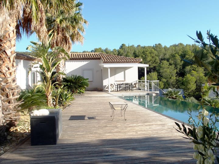Annexe De Villa Indépendante De 80m2, Avec Piscine - La Cadière-d'Azur