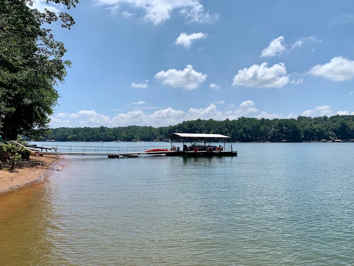 D & S Lakefront Private Apartment On Lake Hartwell - Lavonia, GA