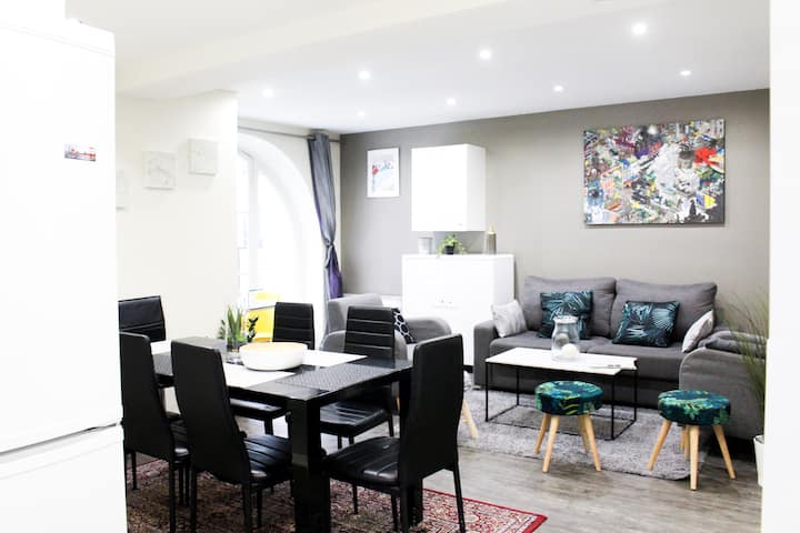 Appartement Et Studio En Plein Coeur De Paris ! - Gare de l'Est - Paris