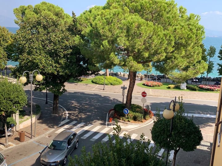 Elegante Suite "La Fenice" In Centro, Palazzo 1600 - Desenzano del Garda
