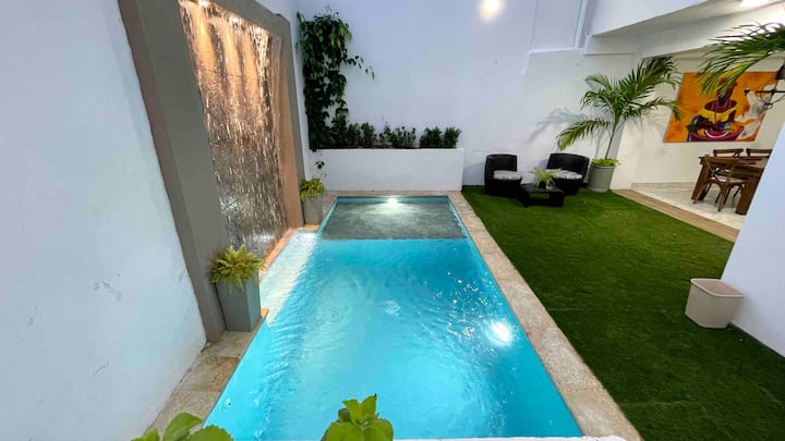 Luxury 8 Br House W/ Pool, Rooftop And Jacuzzi - Cartagena, Colombia
