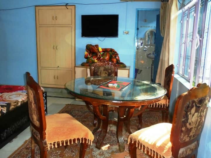 Care Homestay (Near East Gate Tajmahal Entrance). - Agra
