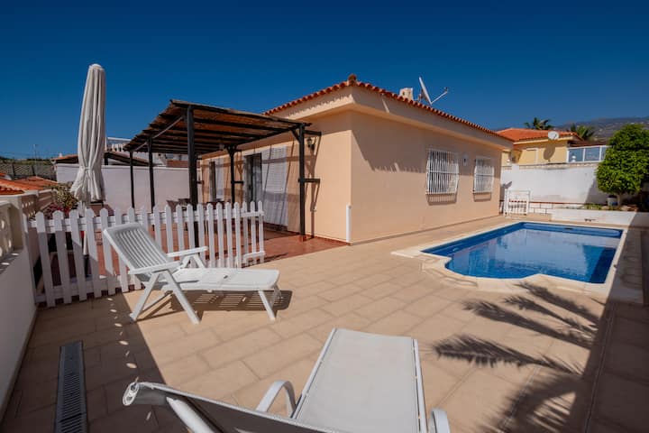 Quiet 3 Bedroom Villa In Callao Salvaje - Tenerife