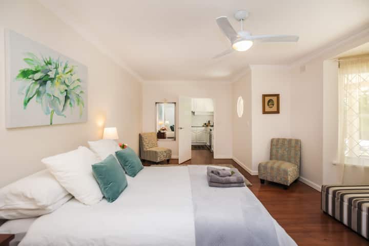 Hahndorf Apartment - Heysen Suite - Main Street - Hahndorf