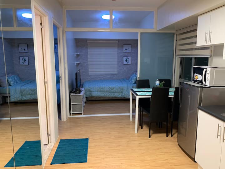 Stylish Two Bedroom Unit In Avida(wi-fi & Netflix) - Cebu City