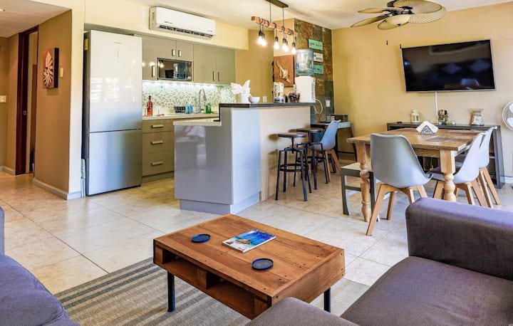 Condo Spacieux Et Confortable Avec Une Vue Océan - Puerto Aventuras