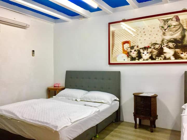 靠近九份老街口的貓窩四人房 - Pingxi District