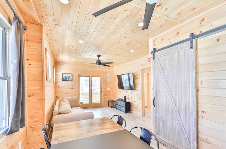 New Gorgeous 3bd/2b In Hunter - Hunter Mountain, NY