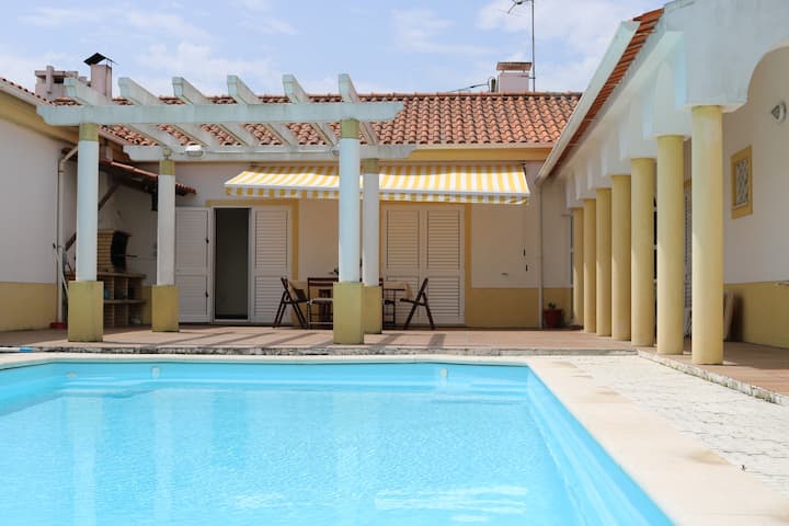 Landhaus In Der Nähe Von Aveiro Mit Eigenem Pool - Aveiro