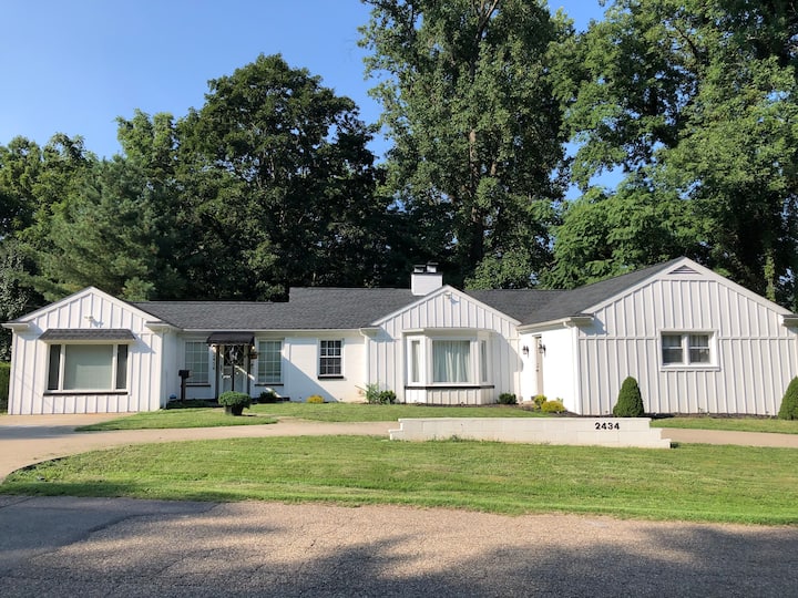 Spacious Family Home In A Quiet Neighborhood - South Shore, KY