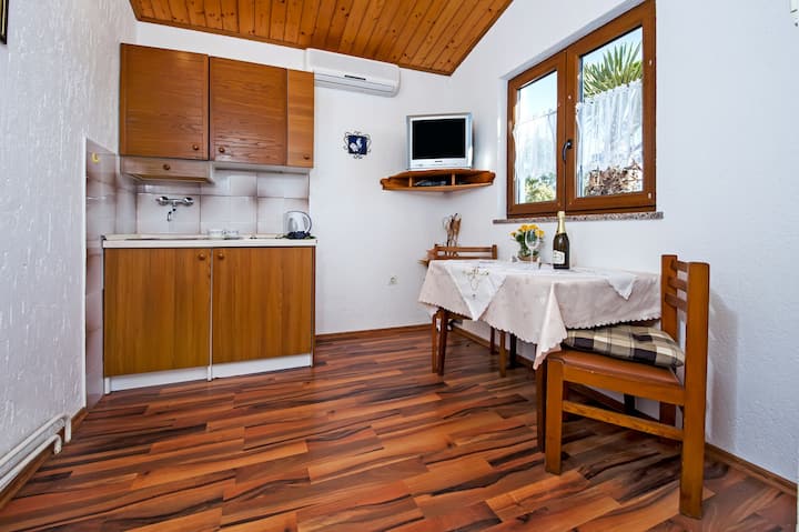 Small Balcony Apartment Ana Rovinj - Rovinj