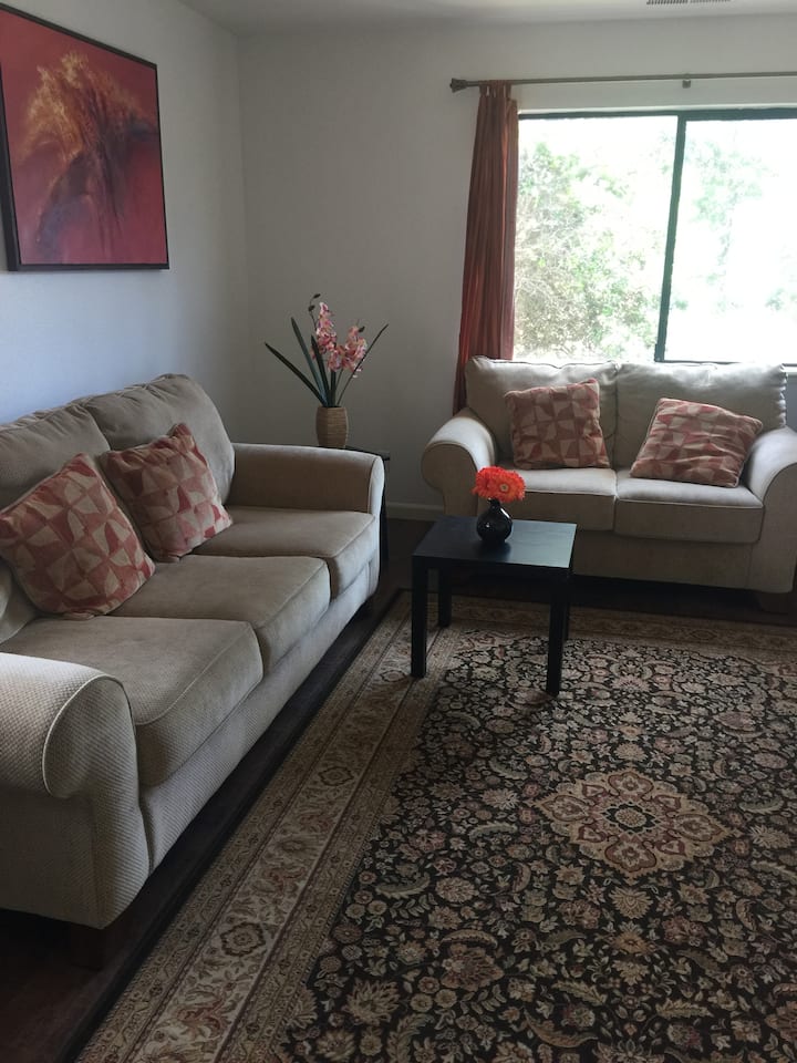 Cozy Room With Private Bath On Private Floor - Monterey, CA