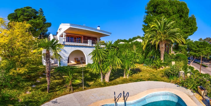 Main Suite Only. Charming Villa Exclusive Location - Alcossebre