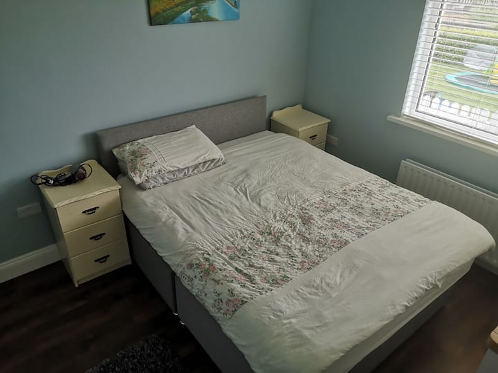 Bedroom Available With Bathroom & Shower - Cork, Irlanda