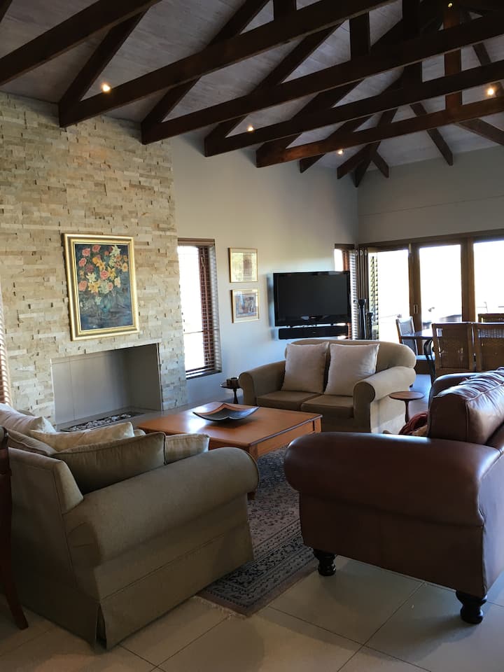 Plettenberg Bay Getaway Garden View Room - Plettenberg Bay