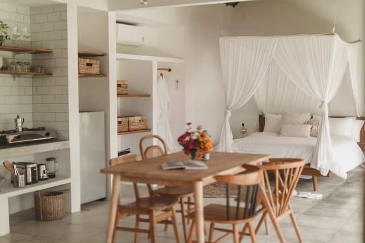 Boutique Apartment With Garden View - Ubud