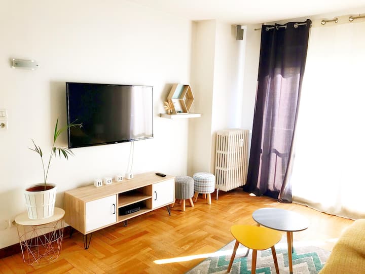 Joli Appartement Proche Commodités - Saint-Martin-d'Hères