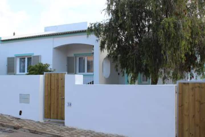 Casa Chantilly Espiche - Luz