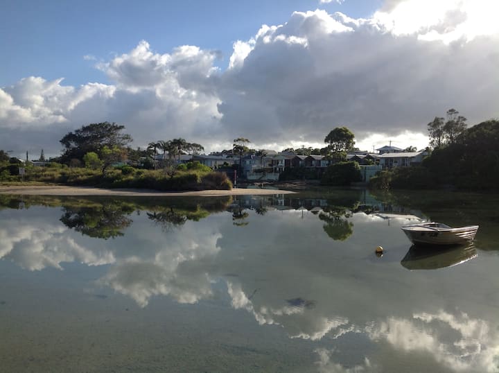 On The Creek - Currarong