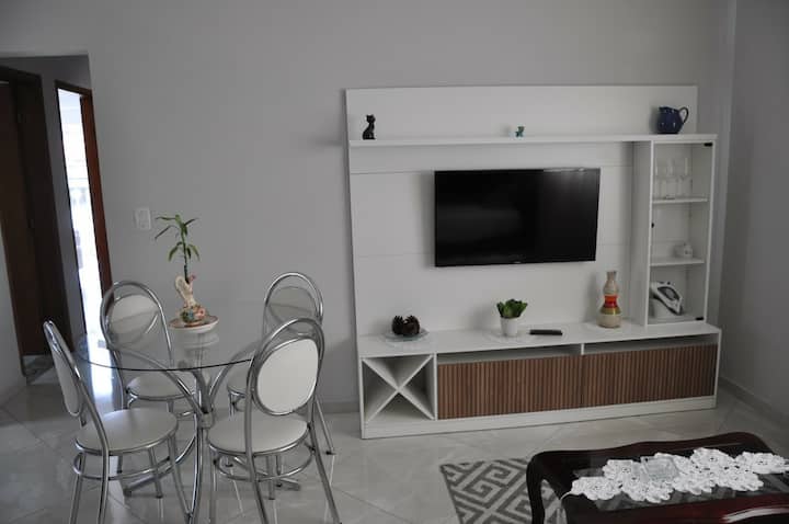 Apto P/ 10 Pessoas C/3 Quartos E Garagem. - Poços de Caldas