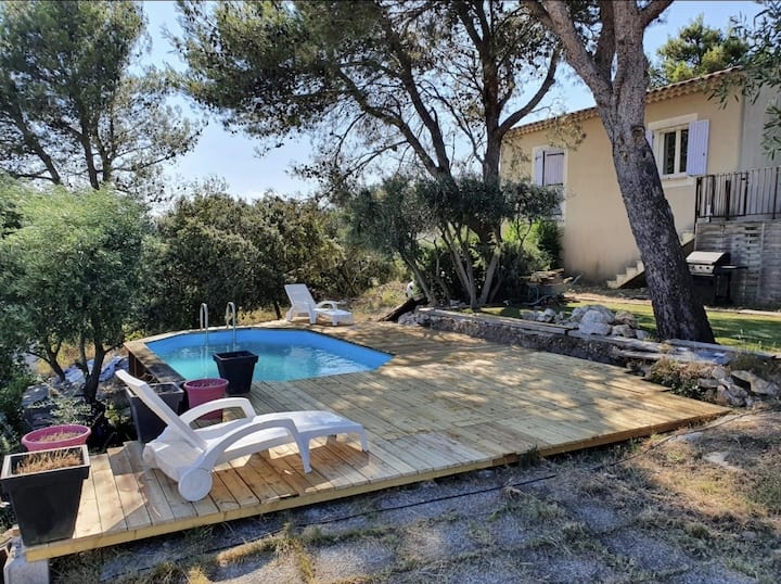 Villa 4 Chambres Piscines - Beaucaire