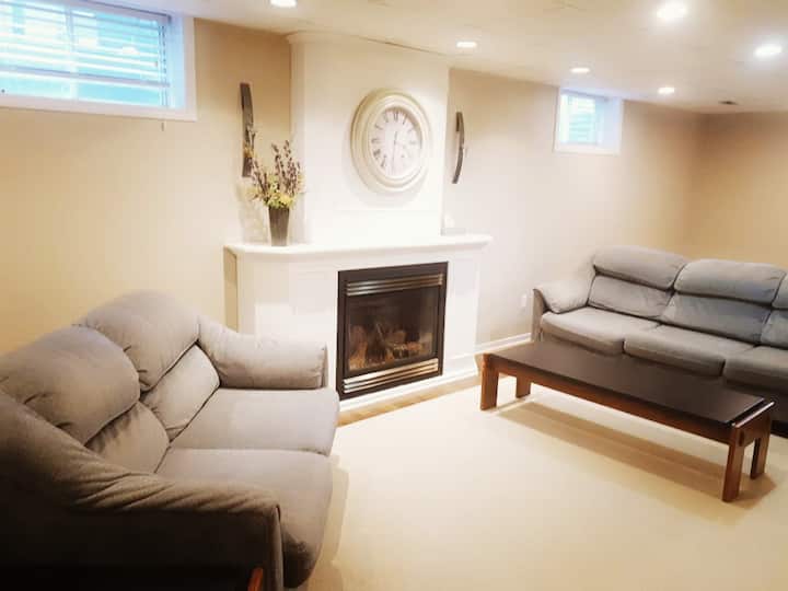 Spacious Basement Suite With Separate Entrance - Niagara Falls