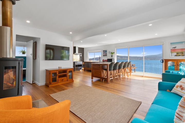 Absolute Waterfront • Sleeps 8 • 10 Mins To Hobart - Cambridge