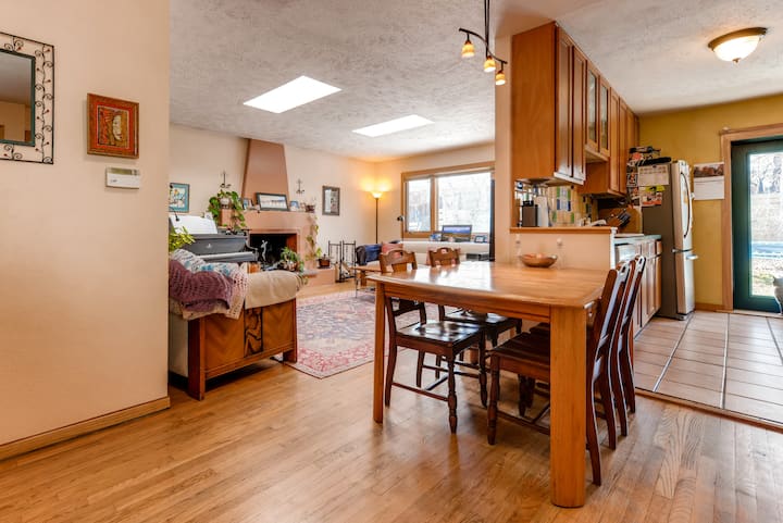 Spacious Suite, Private Bath & Beautiful Home - Boulder, CO