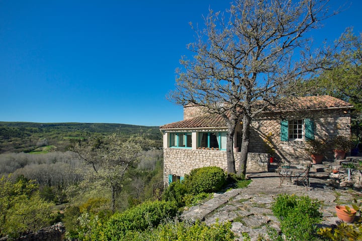 Haus Im Herzen Des Buschlandes In Der Nähe Von Walls Und Anderen Hochgelegenen Dörfern Des Luberon - Joucas