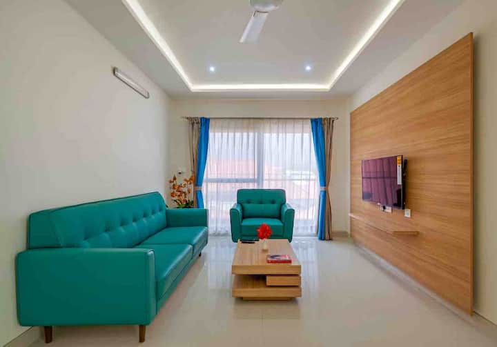 The Holiday Inn, Luxury Serviced Apartment - チクマガルル