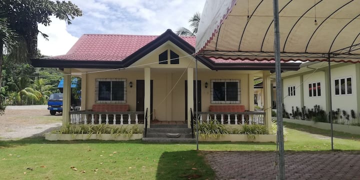 Wifi 100mbps + Sunrise Oceanfront Family Room - Mati