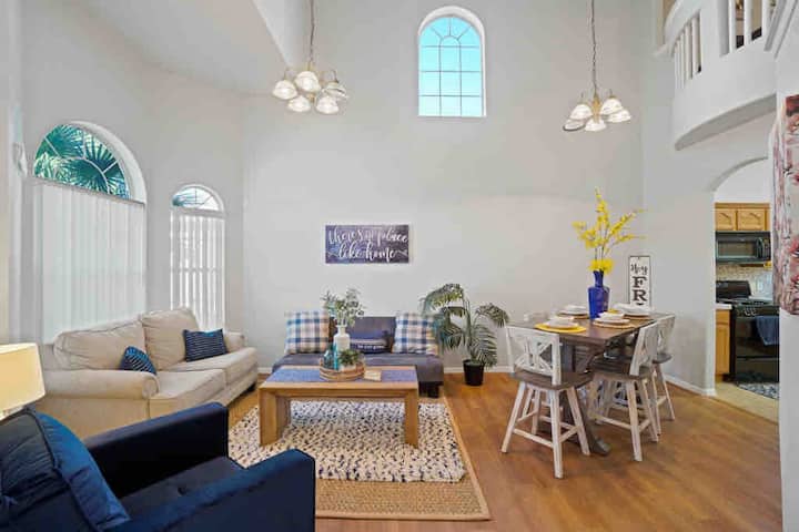 Bedroom #1 In Cozy And Spacious Home - El Paso, TX