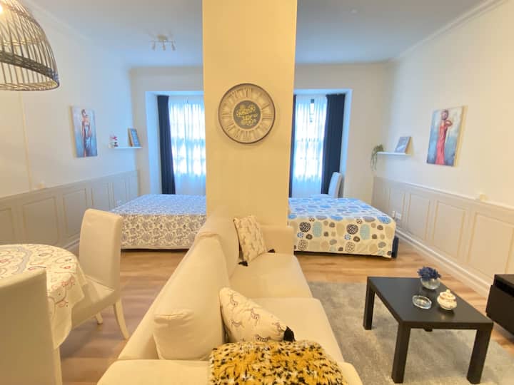 Porto Ribeira Downtown Apartment - Oporto