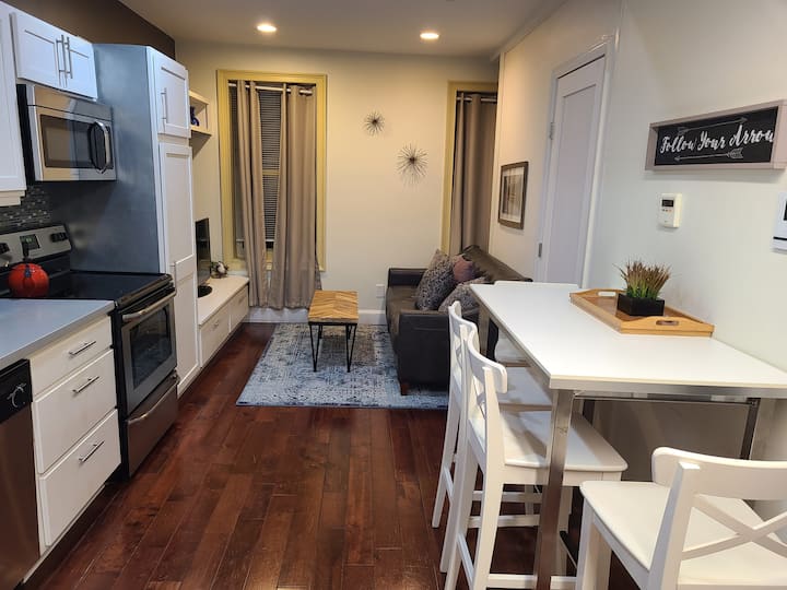 Central Beacon Hill 2brm - North End - Boston