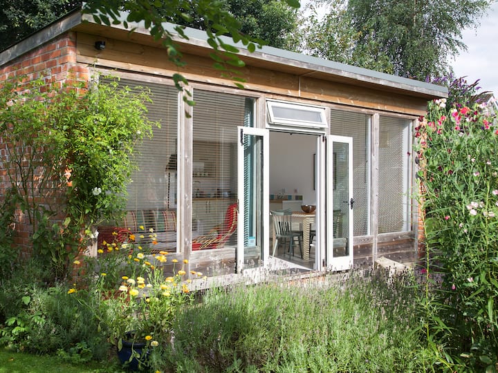 Escape To Glastonbury With Tor View - Glastonbury