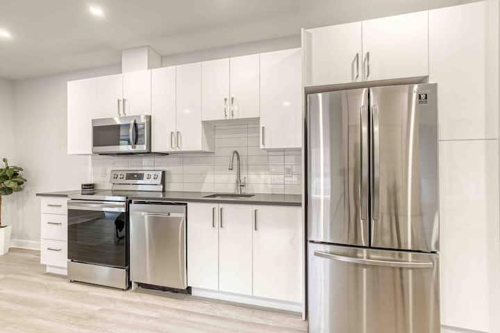 Modern Studio :Apartment In Plateau Mont-royal - Montreal