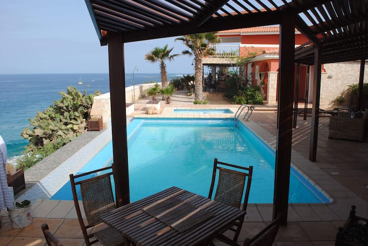 Villa 300 M2 Vue Mer Piscine Proche Plages . - Cape Verde