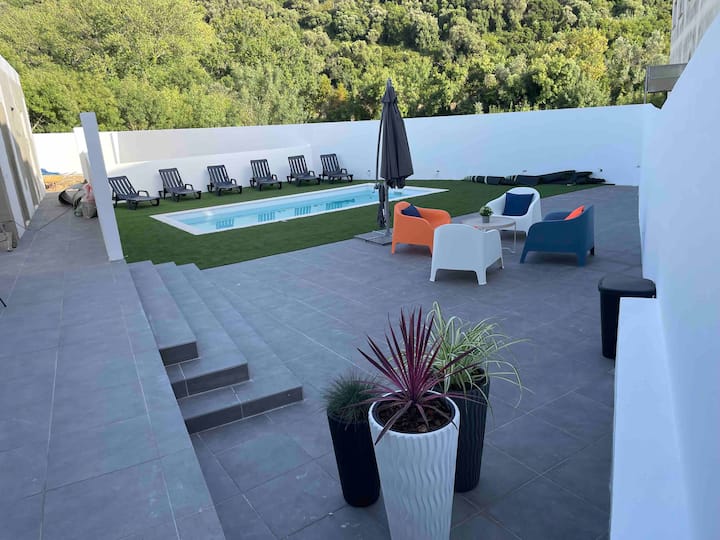 House With Patio And Swimming Pool - Free Parking - Sintra